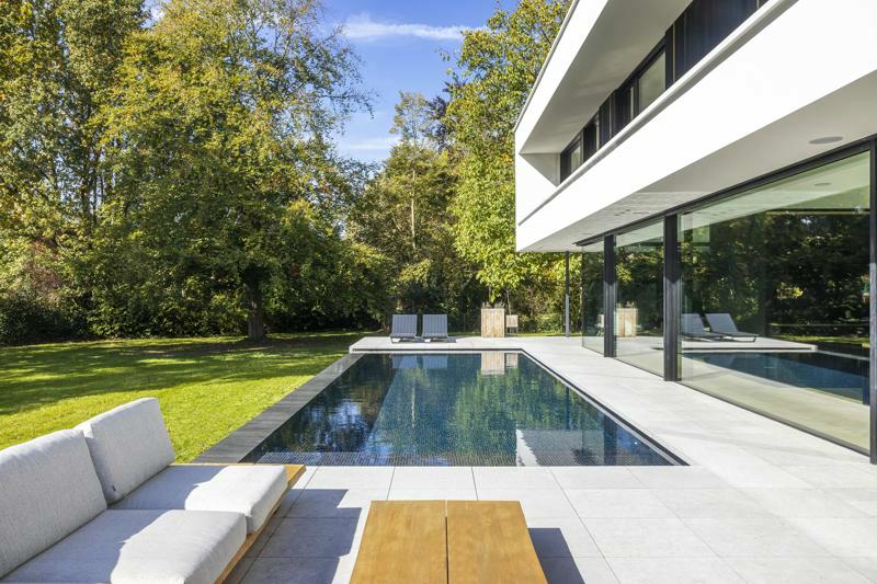 Overloop zwembad in Zwijnaarde | DcPools